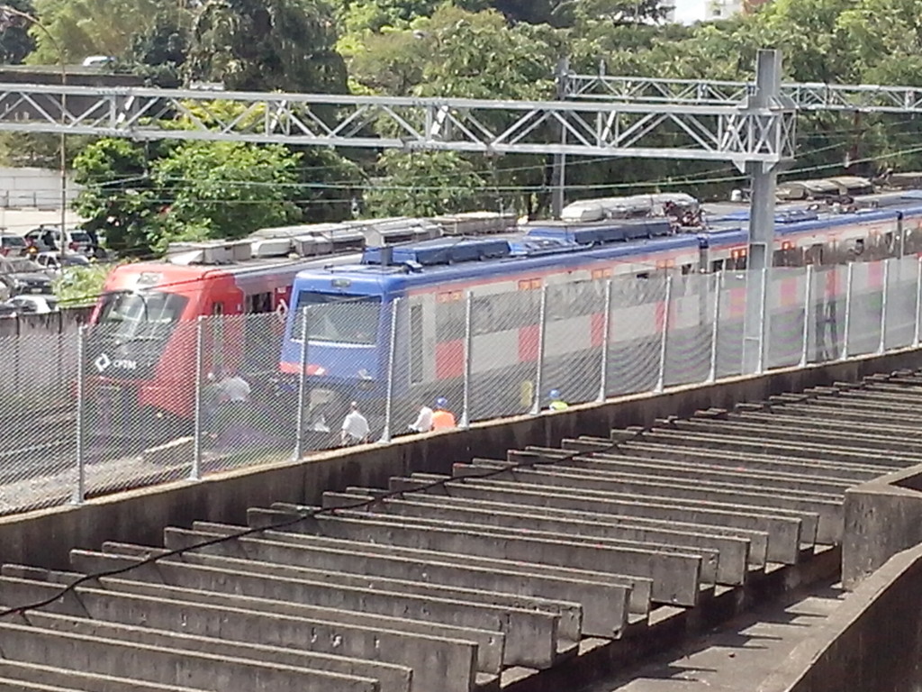 Linha 11-Coral da CPTM com restrições nesta quarta-feira (21)