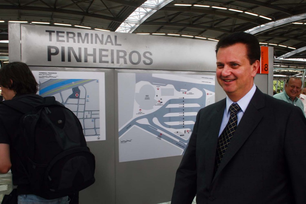 Terminal Pinheiros é inaugurado em SP