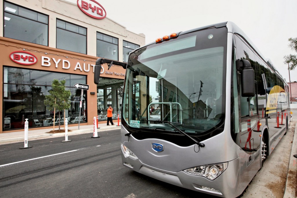 Com 270 ônibus vendidos na América do Norte, BYD mira mercado dos ...