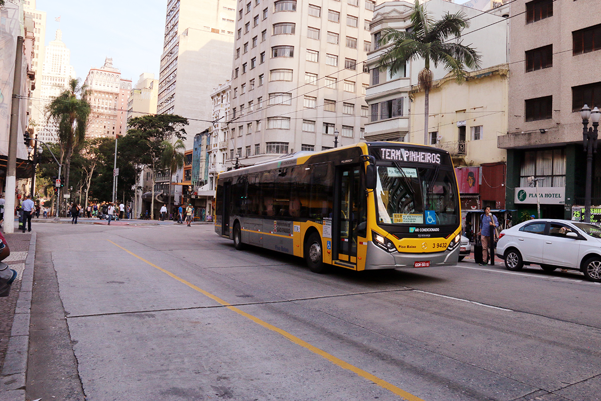 Opinião: Quem deve arcar com os custos do vale-transporte em São Paulo? Opinião: Quem deve arcar com os custos do vale-transporte em São Paulo?