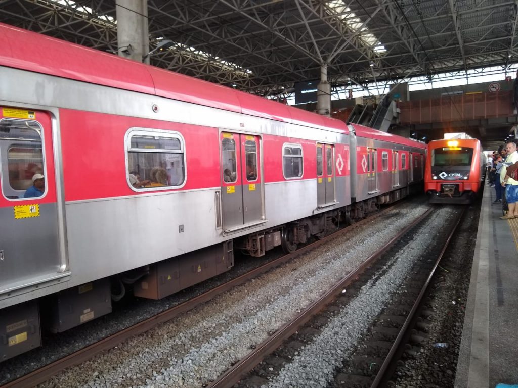 Linha 10-Turquesa da CPTM tem operação normal nesta segunda-feira (10)