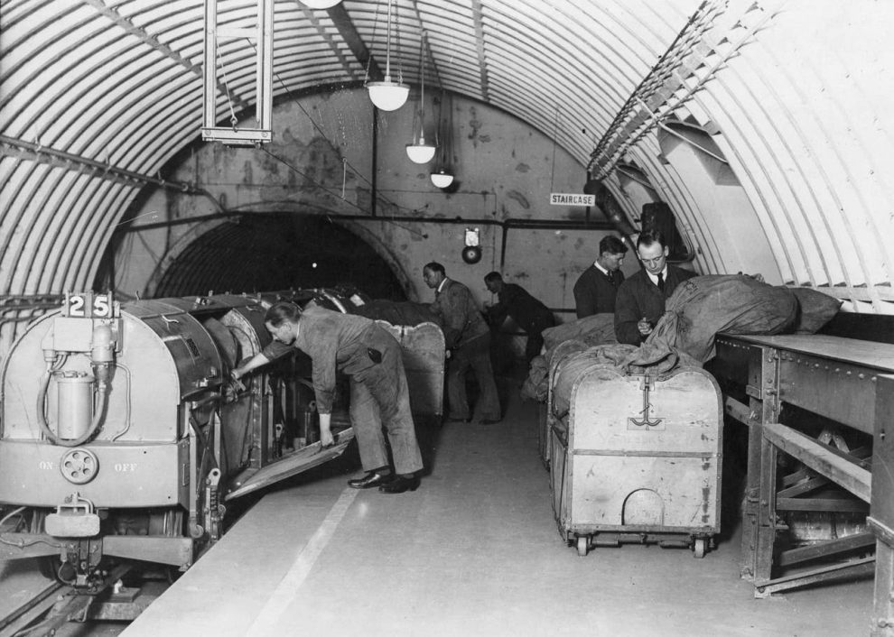 Como surgiu o primeiro Metrô do mundo? - Via Trolebus