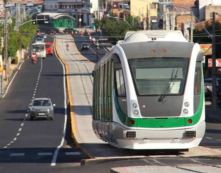 Aeroporto Internacional de Fortaleza terá ligação com VLT