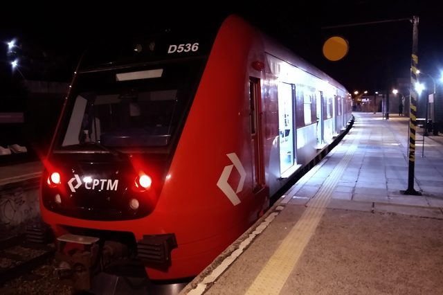 Linha 10-Turquesa da CPTM opera com problemas nesta segunda-feira (31)
