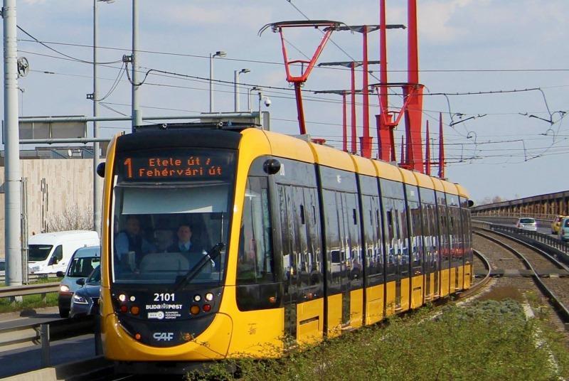 13734_tn_hu-budapest_caf_long_tram_in_service_2_b_zelki - Via Trolebus