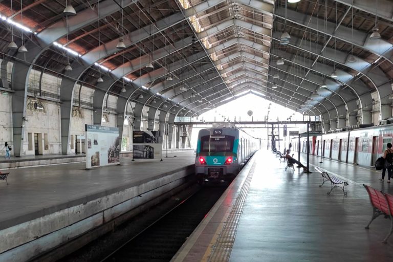 Linha 8-Diamante tem operação normalizada após 5 horas de restrições