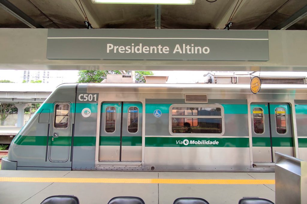 ViaMobilidade troca identidade visual em duas estações