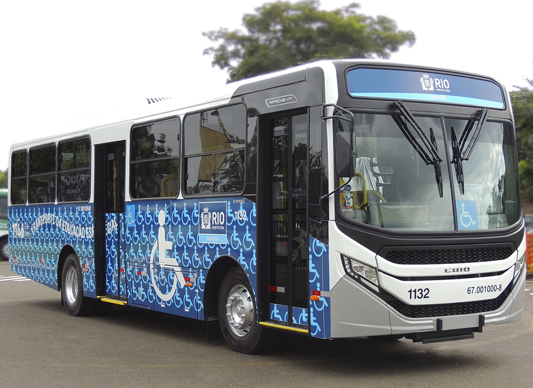 Caio entrega 14 “Ônibus da Liberdade” para o Rio de Janeiro