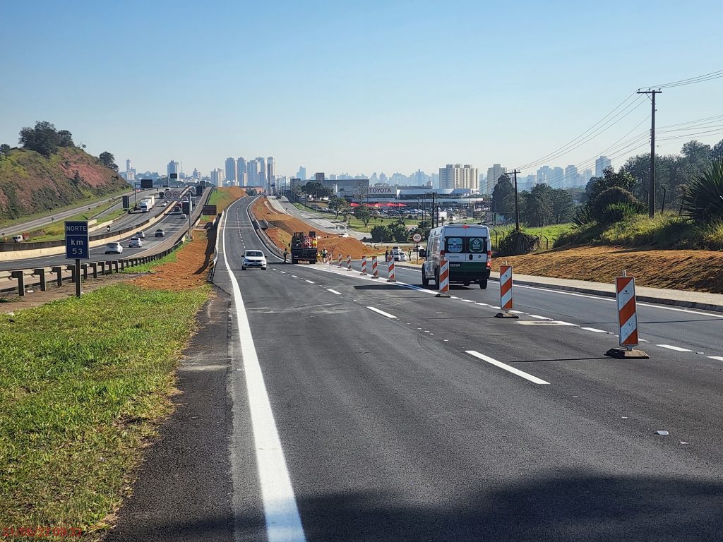 Entregue novo trecho da Marginal da Anhanguera em Jundiaí Entregue novo trecho da Marginal da Anhanguera em Jundiaí