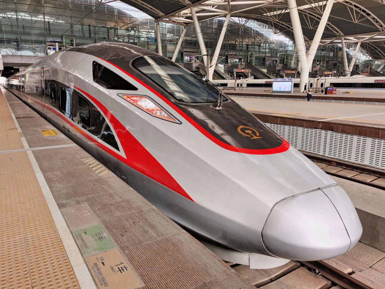Fuxinghao_CR400_high-speed_train_front - Via Trolebus
