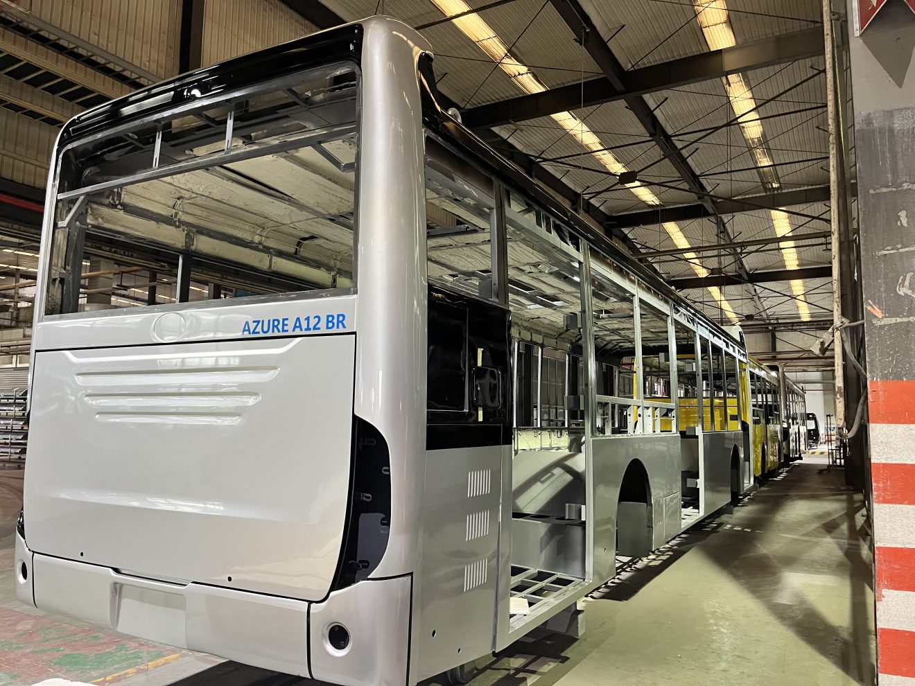 TEVX-Higer aumenta produção de ônibus elétrico