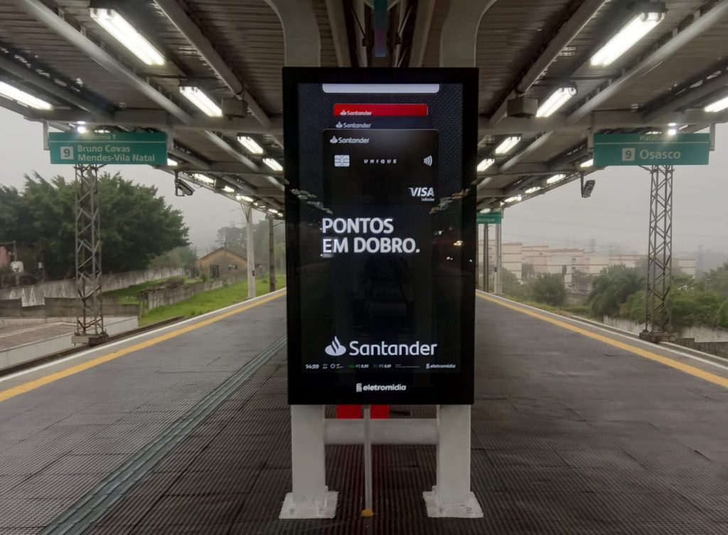 ViaMobilidade atualiza comunicação visual na estação Autódromo