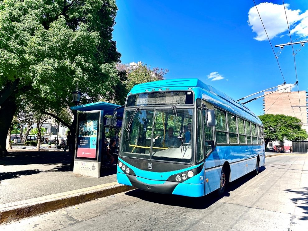 Trólebus da Argentina deixam de operar por calor