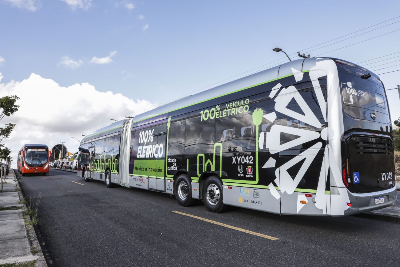 Curitiba anuncia frota de 70 ônibus elétricos