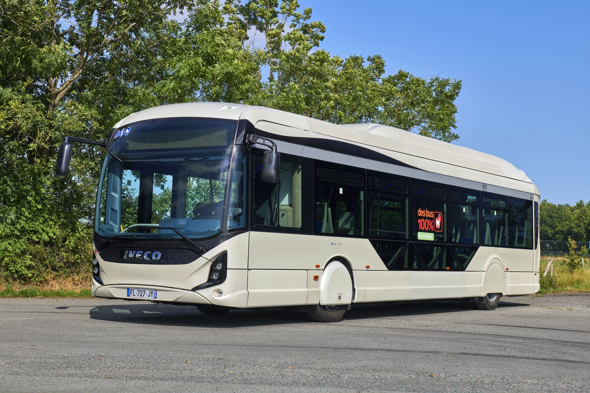 IVECO_BUS_E-WAY_12m - Via Trolebus