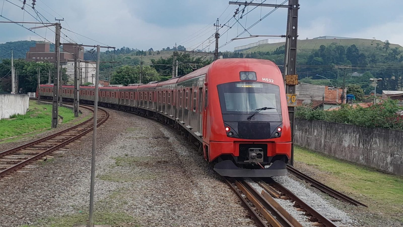 Trens da série 8500 passam a operar na Linha 8-Diamante