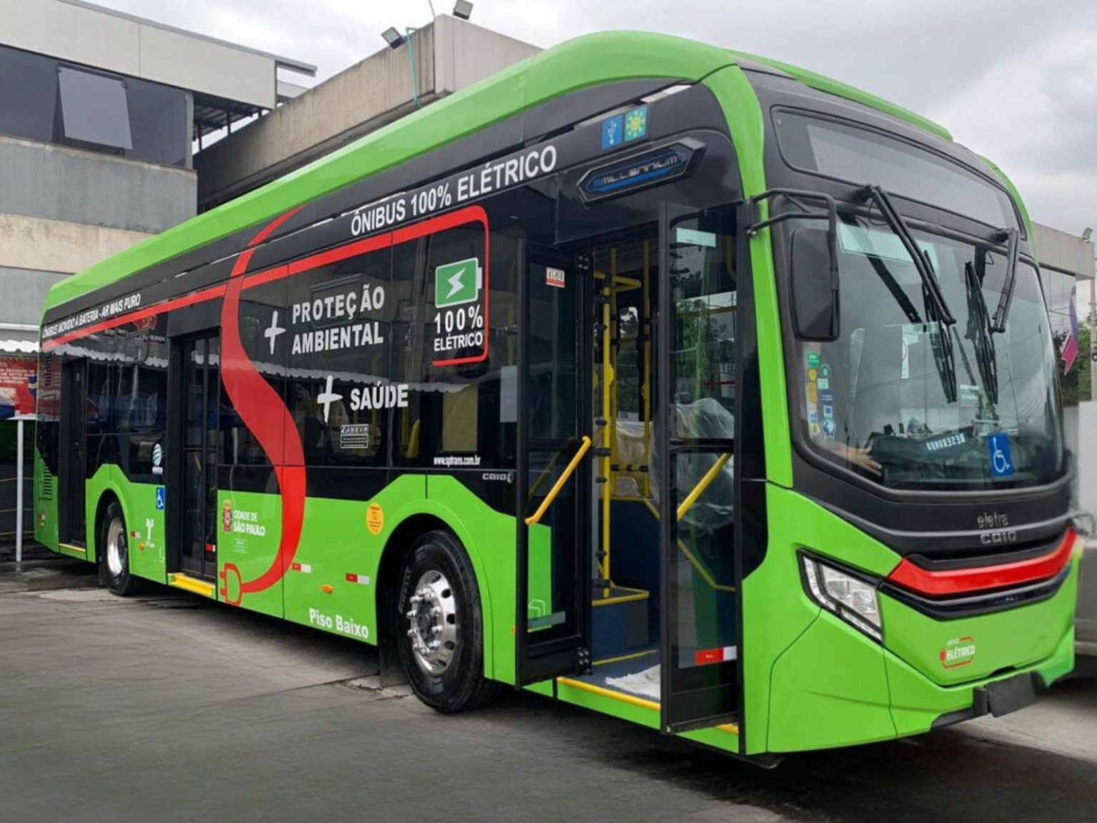 Zona Leste de São Paulo ganha novo ônibus elétrico