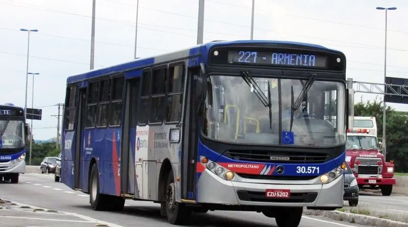 Tarifa de ônibus intermunicipal sobe em SP